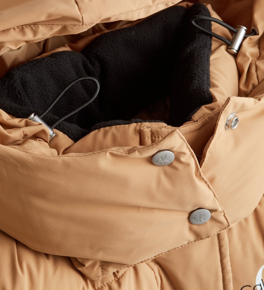 Calvin Klein Jeans Plumn Mw Monologo beige - Esdemarca Store mode ...